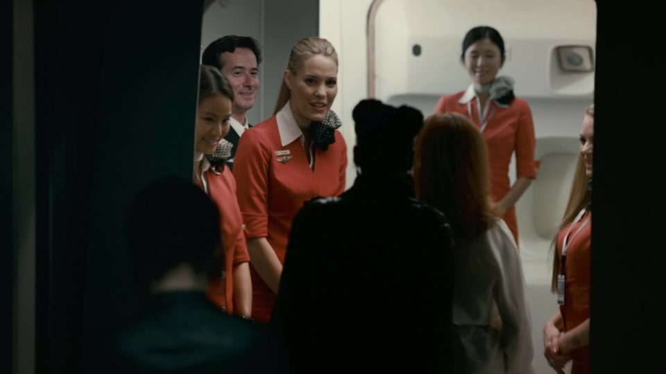 Flug 7500 – Sie sind nicht allein - Film 2012 - Scary-Movies.de